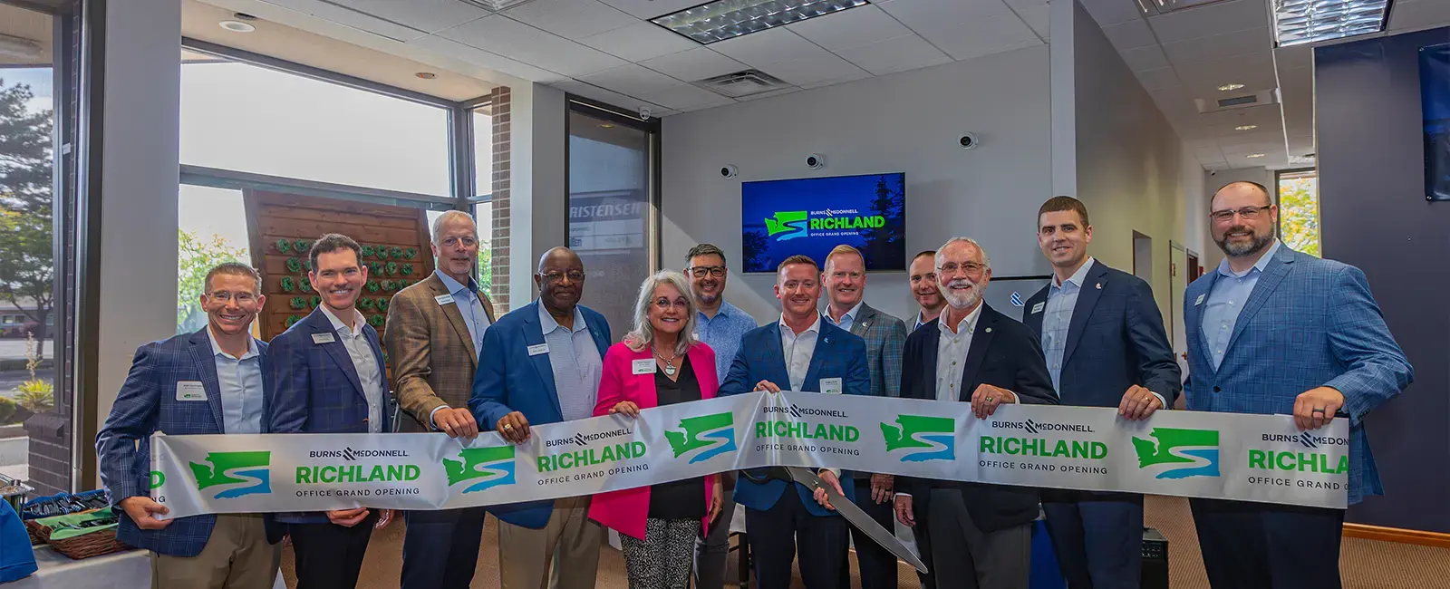 Burns & McDonnell Celebrates New Office in Richland, Washington