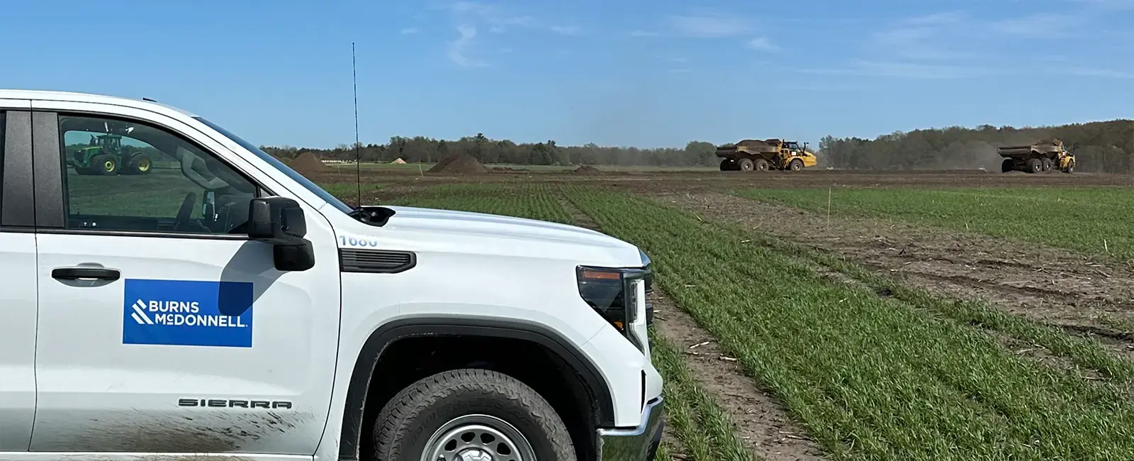 Burns & McDonnell Breaks Ground on Consumers Energy 297 MWdc/250 MWac ...