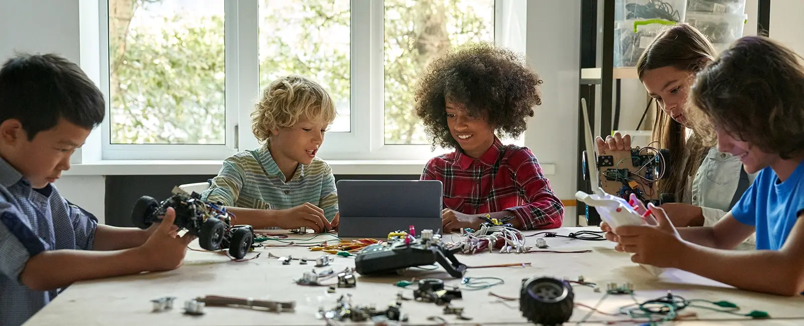 Burns & McDonnell Pledges to Invest Another $1.5 Million in STEM ...